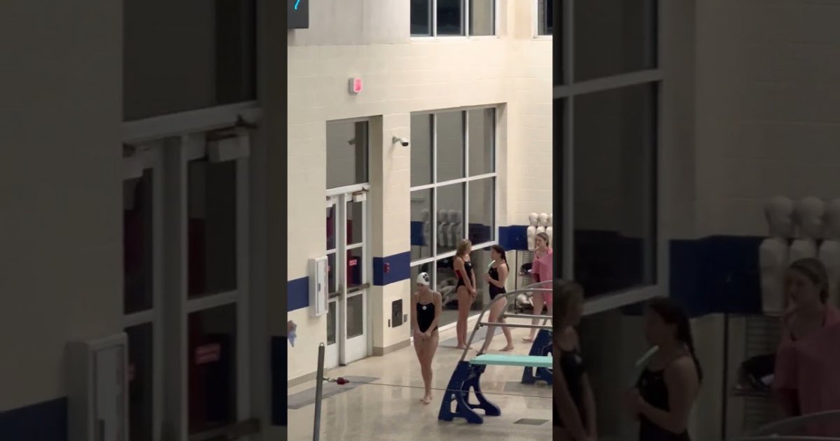 Woman Gets Close To Diving Board At A Dive Meet | Webfail - Fail ...