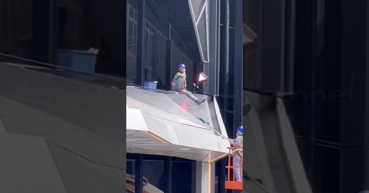 A Swimming Pool On A Building | Webfail - Fail Pictures and Fail Videos