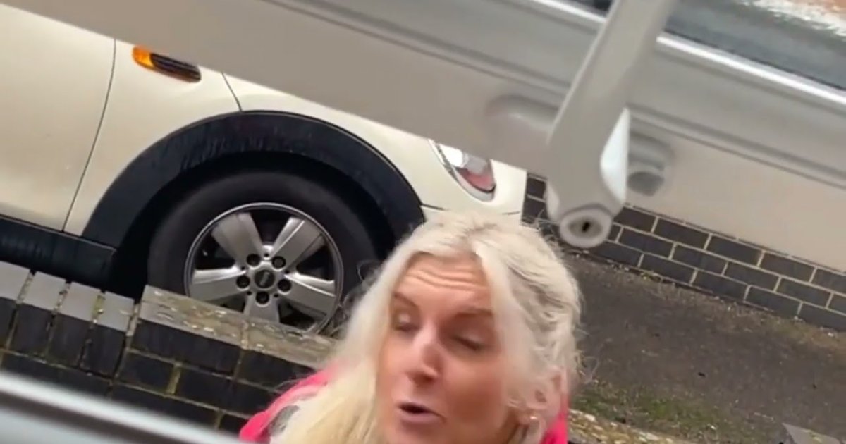 When Your Neighbor Complains About The Smell | Webfail - Fail Pictures ...